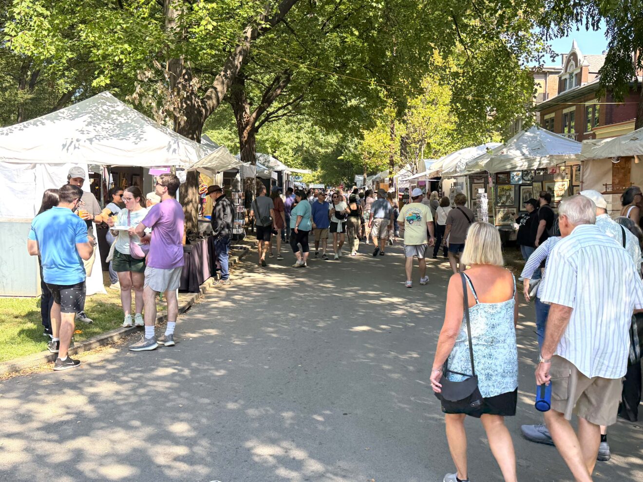 St. James Court Art Show - Louisville, Kentucky - Festival Guides and ...