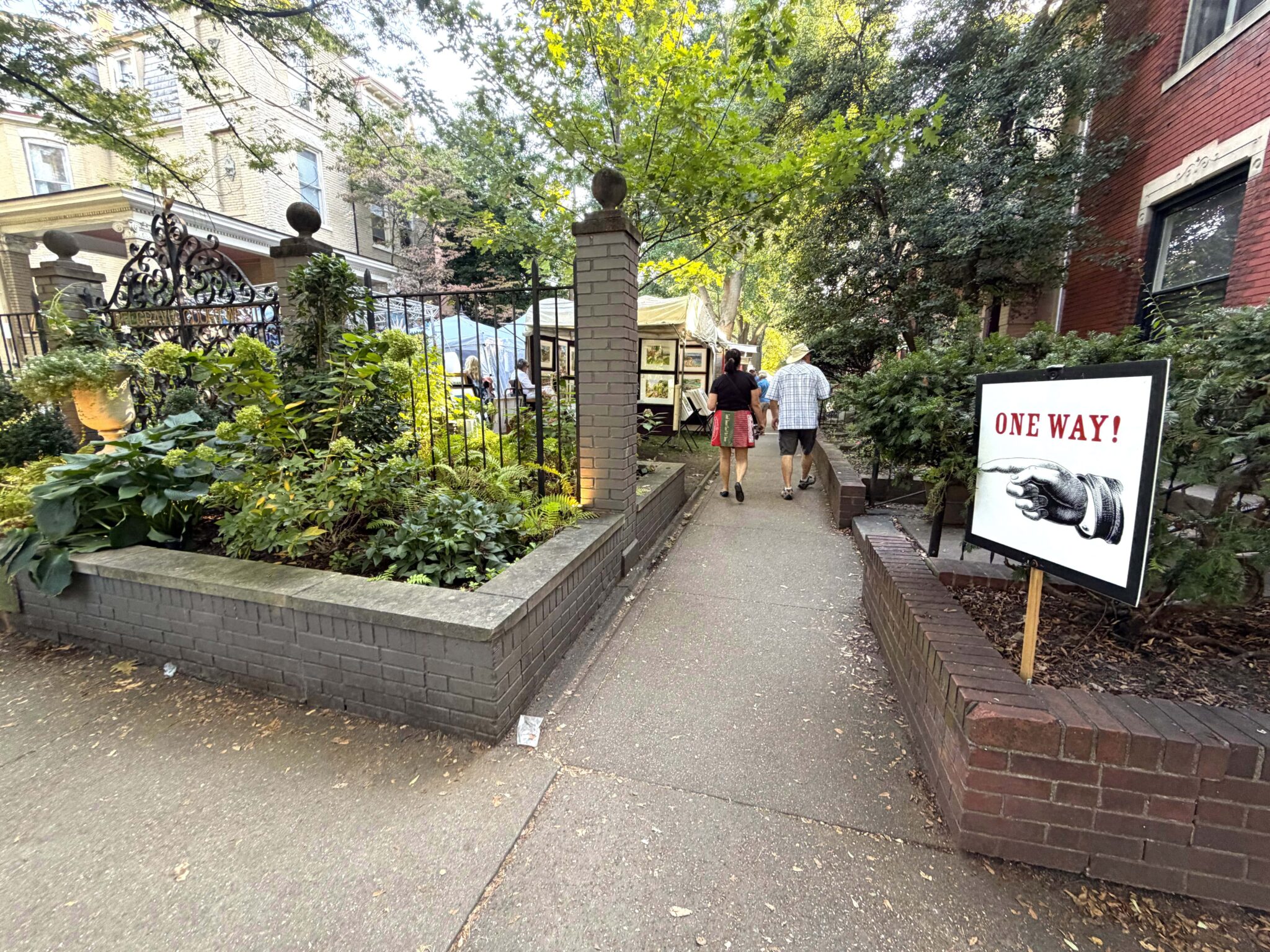 St. James Court Art Show - Louisville, Kentucky - Festival Guides and ...